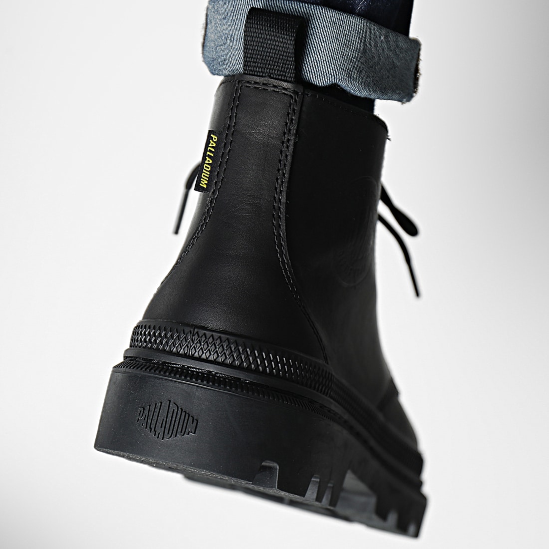Palladium - Boots Pallatrooper Hi RLX 77973 Black Black ...