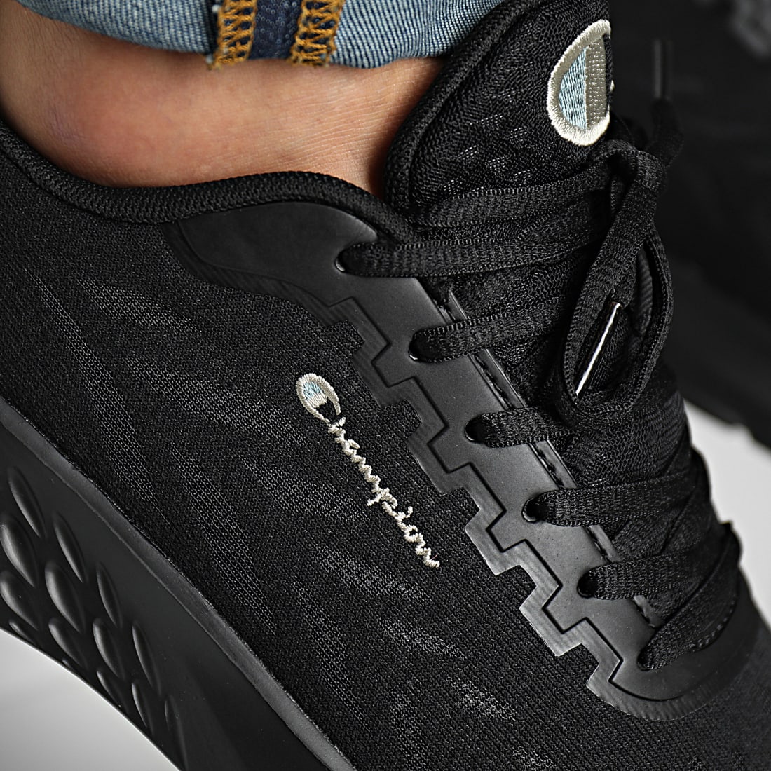 Champion - Baskets Core Element S21930 Triple Black ...