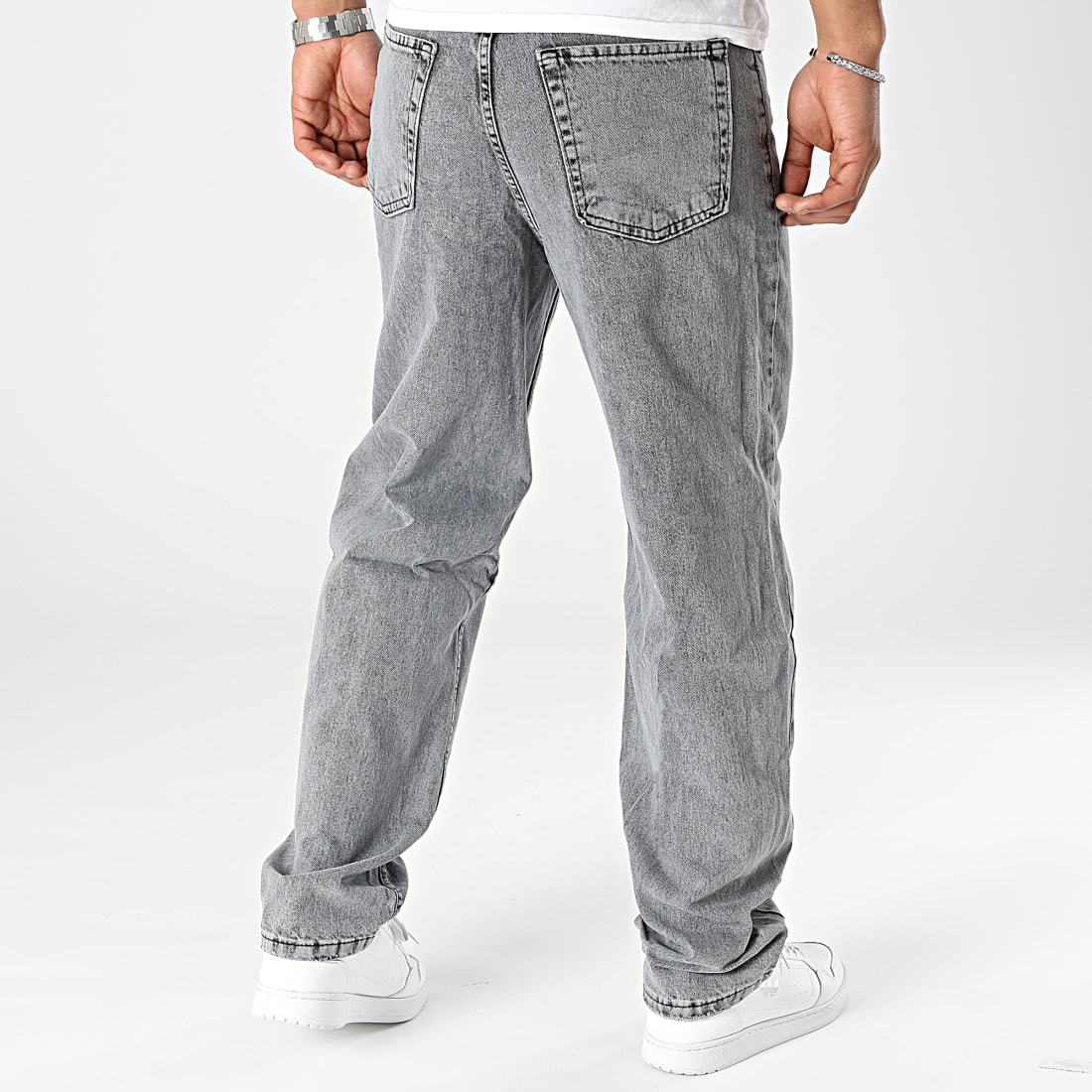 Classic Series - Jean Relaxed Fit Gris - LaBoutiqueOfficielle.com