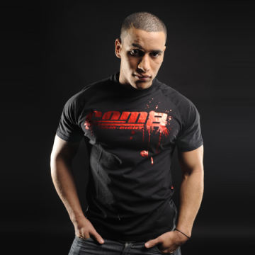 Com8 - Tee shirt Com8 Noir Gial Logo Rouge - LaBoutiqueOfficielle.com