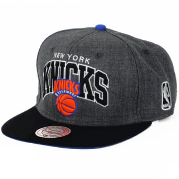 Mitchell and Ness - Casquette Mitchell And Ness New York Knicks Gris ...