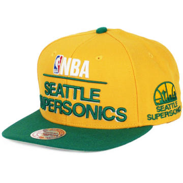 Mitchell and Ness - Casquette Mitchell And Ness Seattle Sonics Jaune ...