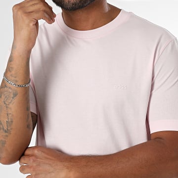 BOSS - Tee Shirt Thompson 50468347 Rose - LaBoutiqueOfficielle.com