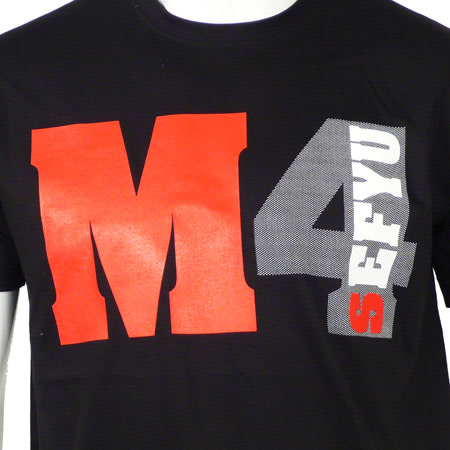 Sefyu - Tee Shirt Sefyu M4 Noir Typo Rouge - LaBoutiqueOfficielle.com
