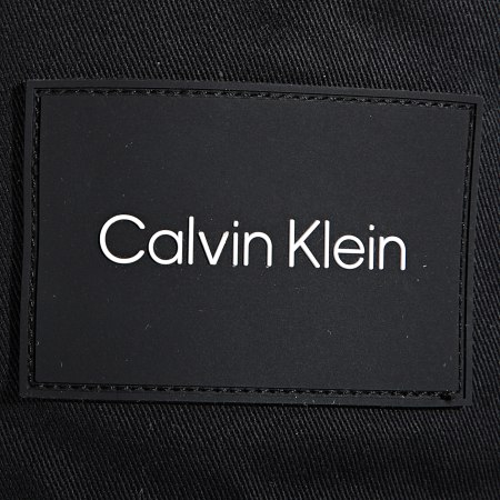 Calvin Klein - Bob Patch 7534 Noir - LaBoutiqueOfficielle.com