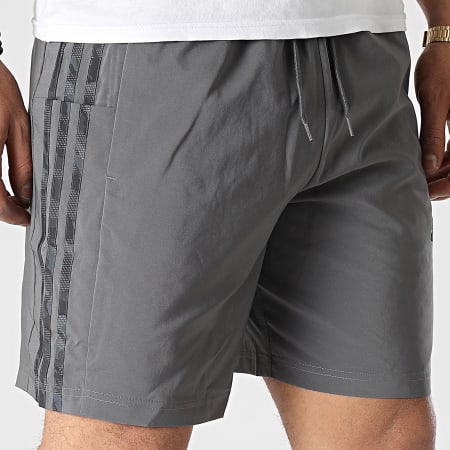 Adidas Sportswear - Short Jogging A Bandes IC1494 Gris ...