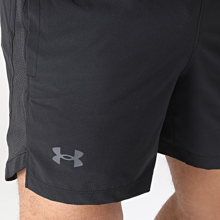 Under Armour - Short Jogging Launch 1361492 Noir - LaBoutiqueOfficielle.com