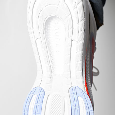 Adidas Sportswear - Baskets Ultrabounce HP5771 Cloud White Solar Red ...