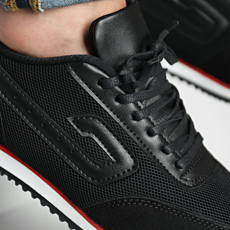 Classic Series - Baskets Noir - LaBoutiqueOfficielle.com