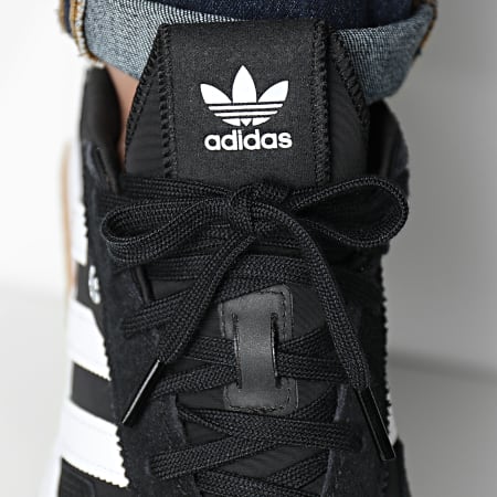 Adidas Originals - Baskets Retropy 2 IF2877 Core Black Footwear White ...