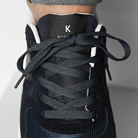 Classic Series - Baskets Bleu Marine Rouge - LaBoutiqueOfficielle.com