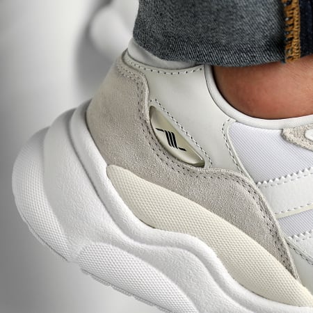 Adidas Originals - Baskets Retropy F90 HP6366 Footwear White Off White ...