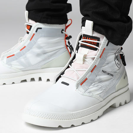 Palladium - Boots Pampa Travel Lite 77039 Star White - LaBoutiqueOfficielle.com