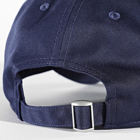 Under Armour - Casquette 1381645 Bleu Marine - LaBoutiqueOfficielle.com