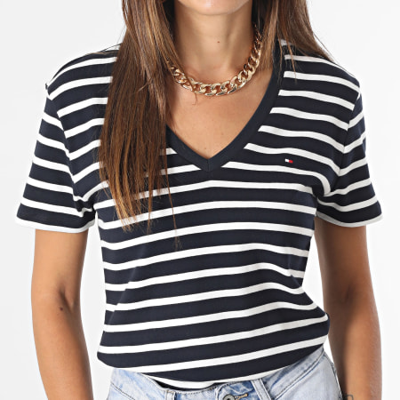 Tommy Hilfiger - Tee Shirt Col V Femme Slim Cody 7873 Blanc Bleu Marine ...