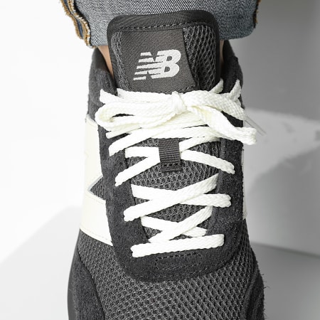 New Balance - Baskets 370 U370PB Grey - LaBoutiqueOfficielle.com