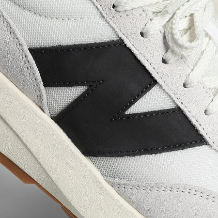 New Balance - Baskets 370 U370CA Sea Salt Black Cement ...