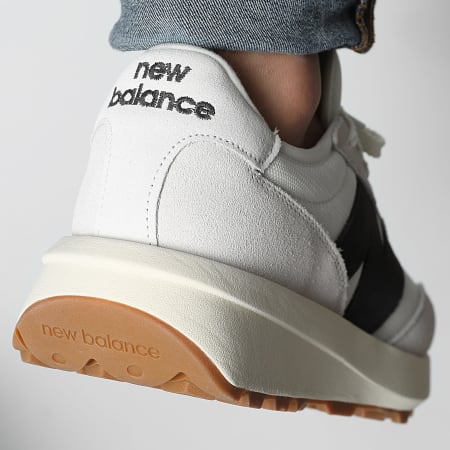New Balance - Baskets 370 U370CA Sea Salt Black Cement ...