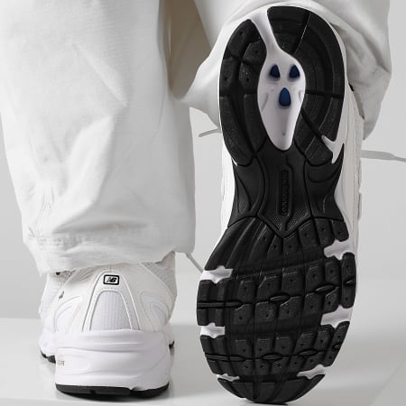 New Balance - Baskets 740 U740WW2 White Black - LaBoutiqueOfficielle.com