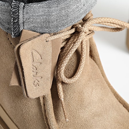 Clarks - Chaussures Wallabee FTR2 Hi Dark Sand Suede ...
