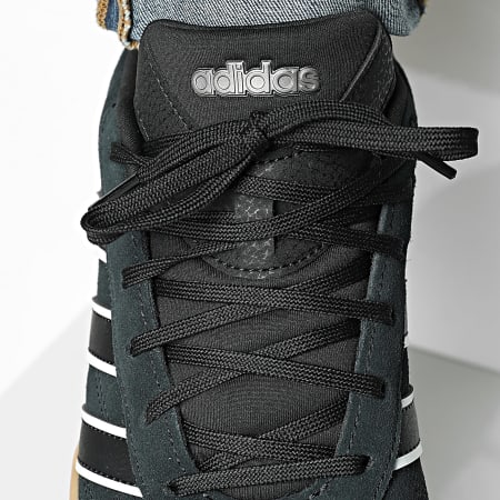 Adidas Sportswear - Sneakers Adipista HQ9166 Core Black Pure Ruby - Ryses