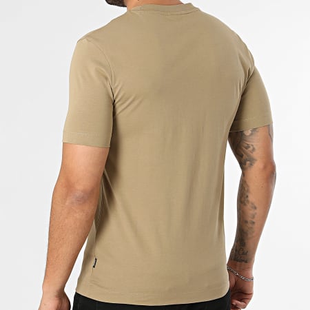BOSS - Tee Shirt Thompson 50468347 Beige Foncé - LaBoutiqueOfficielle.com