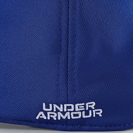 Under Armour - Casquette Fitted 1376700 Bleu Roi Blanc ...
