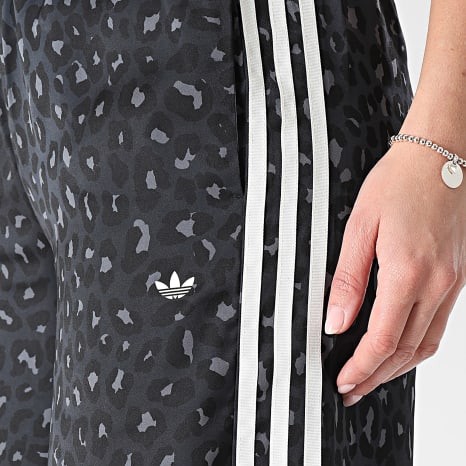 Adidas Originals - Pantalon Jogging A Bandes Femme Satin Wide Leg ...